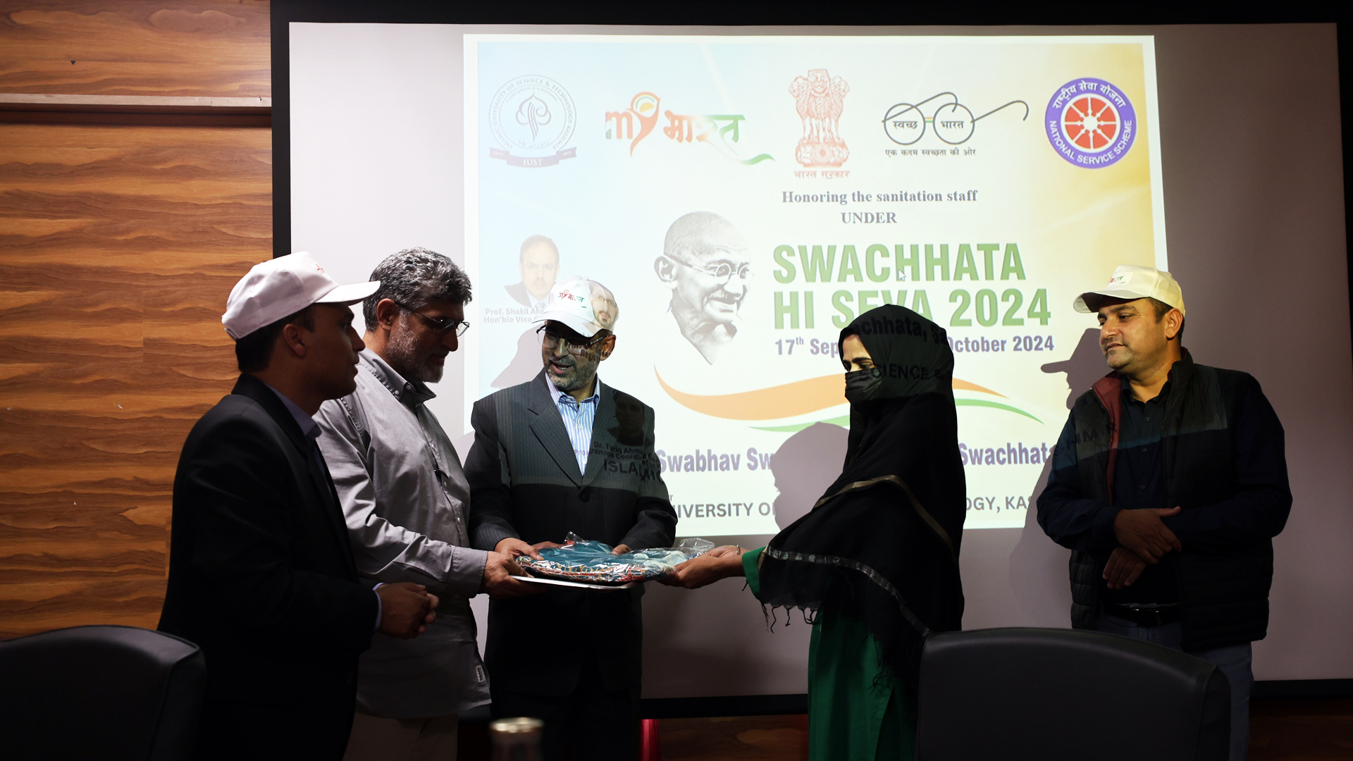 ‘Swachhata Hi Seva Abhiyan’: IUST felicitates sanitation workers ...