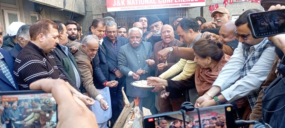 NC celebrates Lohri at Sher-e-Kashmir Bhavan – Rising Kashmir