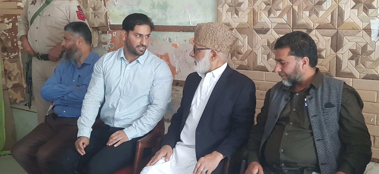 MLA Ali Mohammad Sagar holds Public Darbar in Dalgate, announces major developmental allocations ...