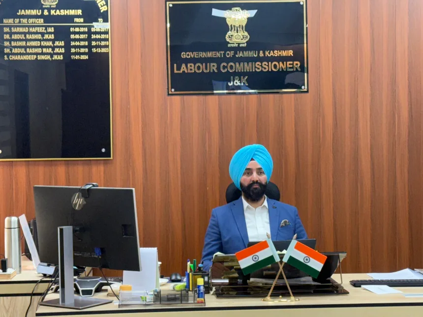 J&K Labour Commissioner grants factory licenses to 15 Industrial Units ...