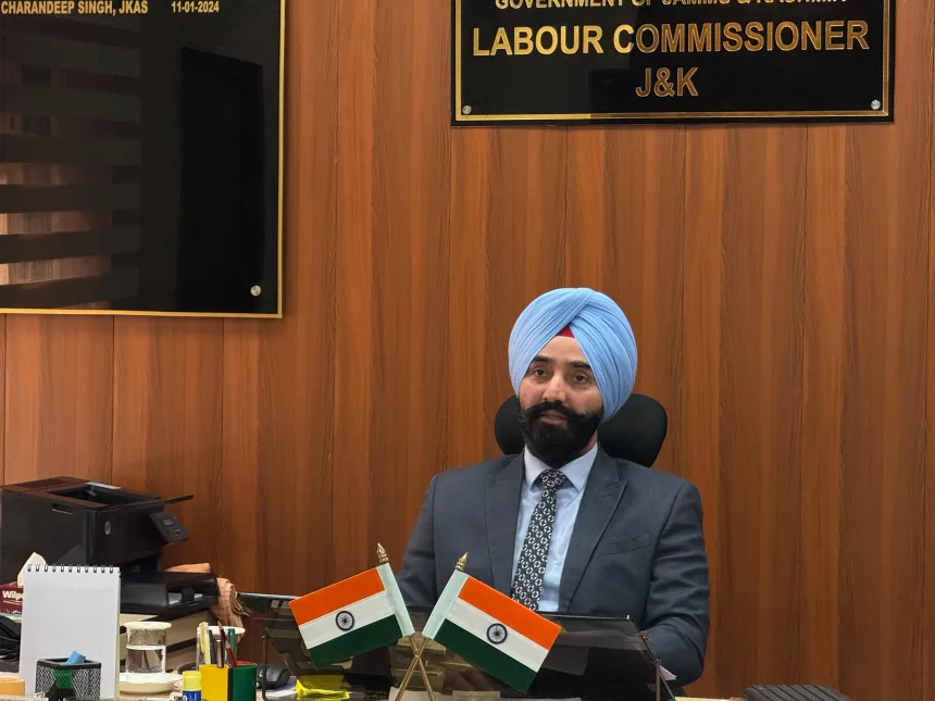 Labour Commissioner J&K issues final compliance notice to non-filing ...