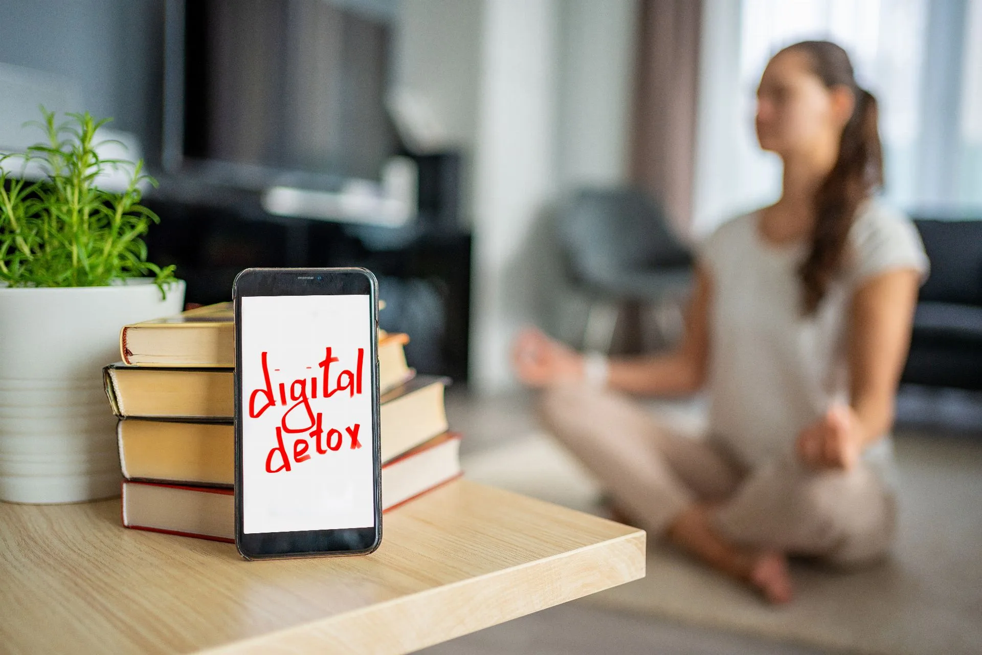 Digital Detox: Reclaiming Focus, Health, and Human Connection – Rising ...