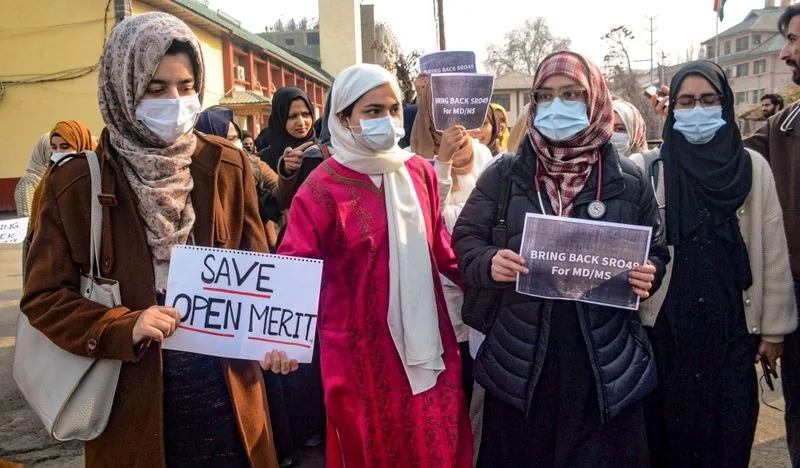 Reservation, Consent, and Power: A Gramscian Reading of the J&K ...